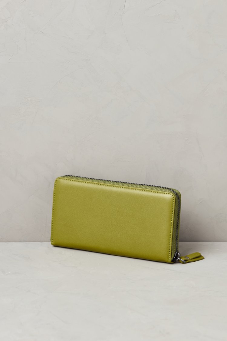 Izmir Leather Zip Clutch Wallet | Overland