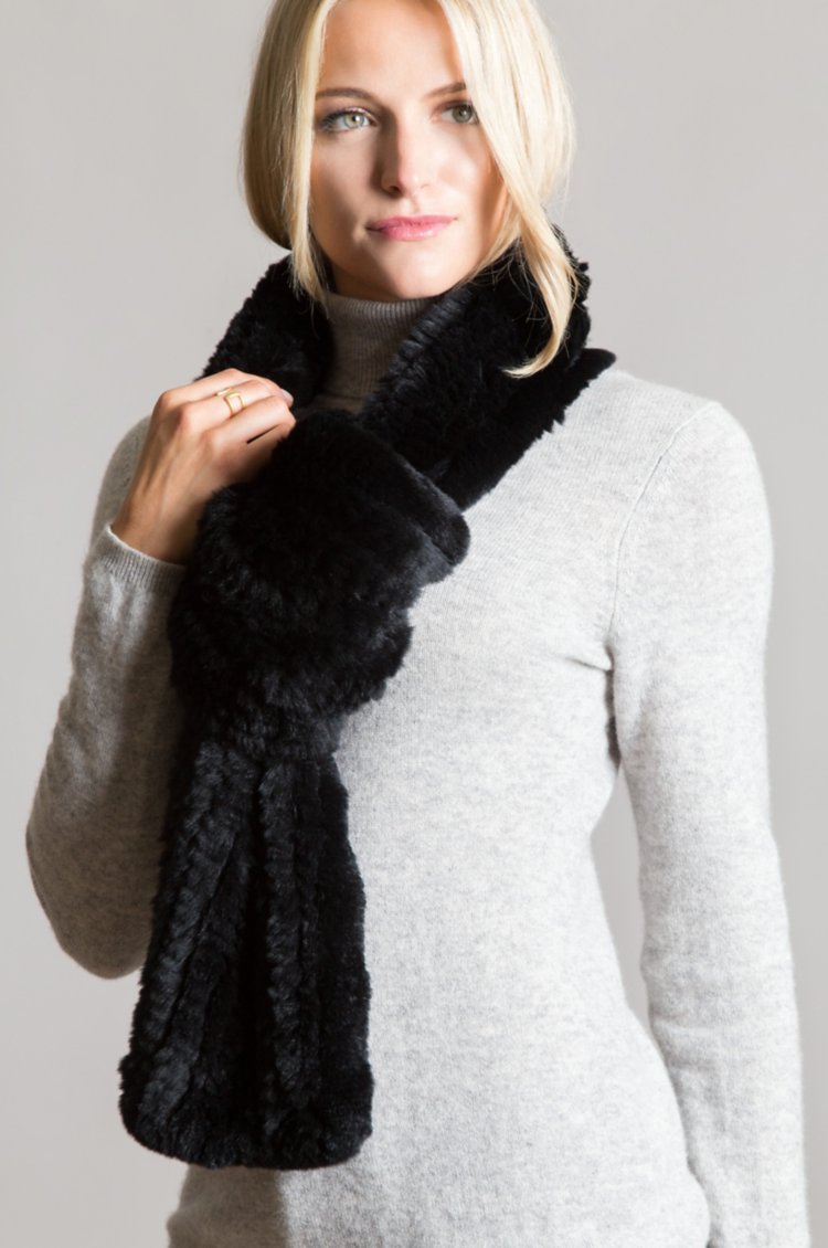 Wide-Loop Pull-Through Knitted Rex Rabbit Fur Scarf | Overland