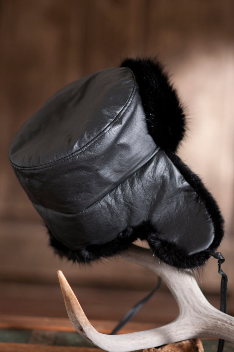 Leather Trooper Hat with Muskrat Fur Trim | Overland