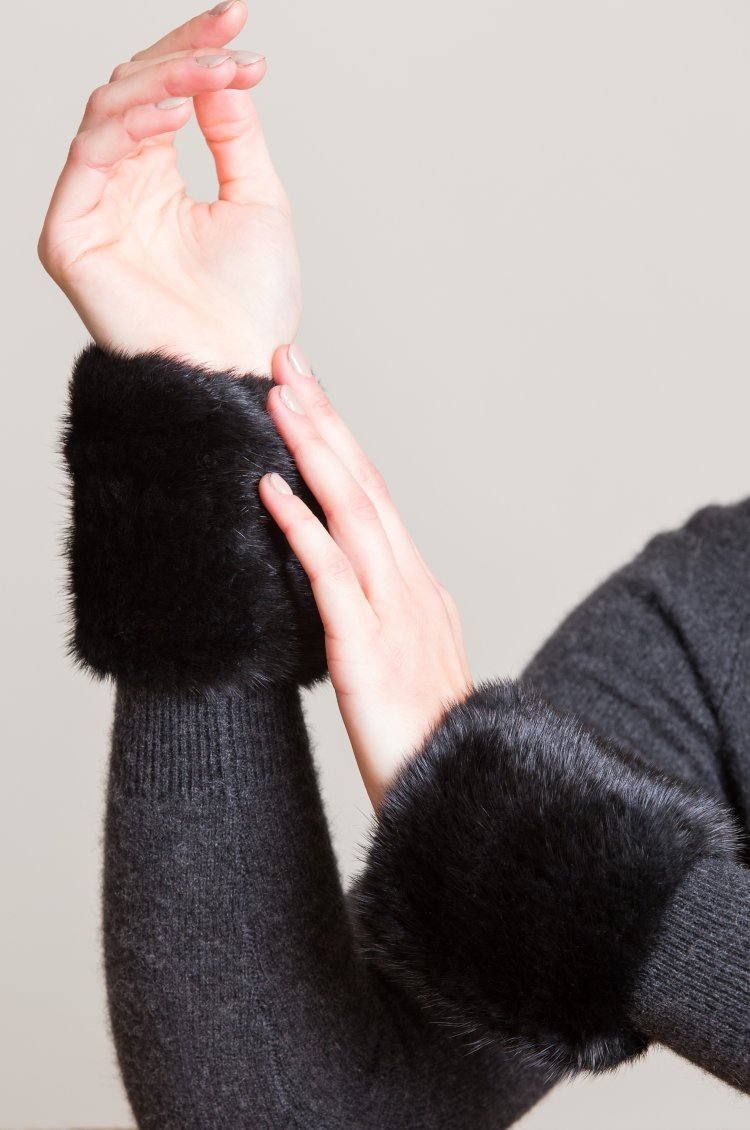 Stretch Knitted Danish Mink Fur Wrist Bands | Overland