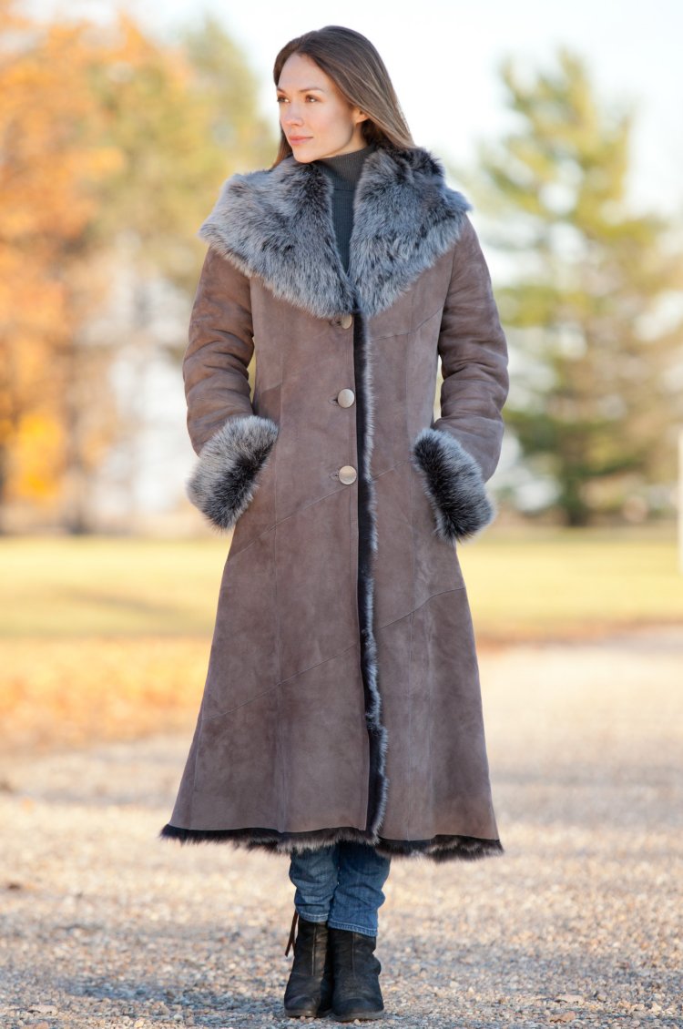 Dakota I Hooded Toscana Sheepskin Coat | Overland